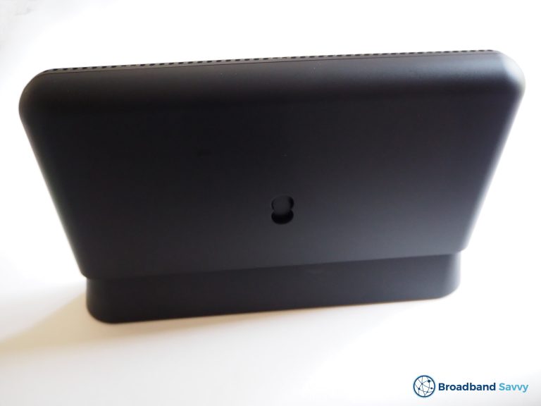 EE Smart Hub Plus Review | WiFi 6 Fibre Broadband Router - Broadband Savvy