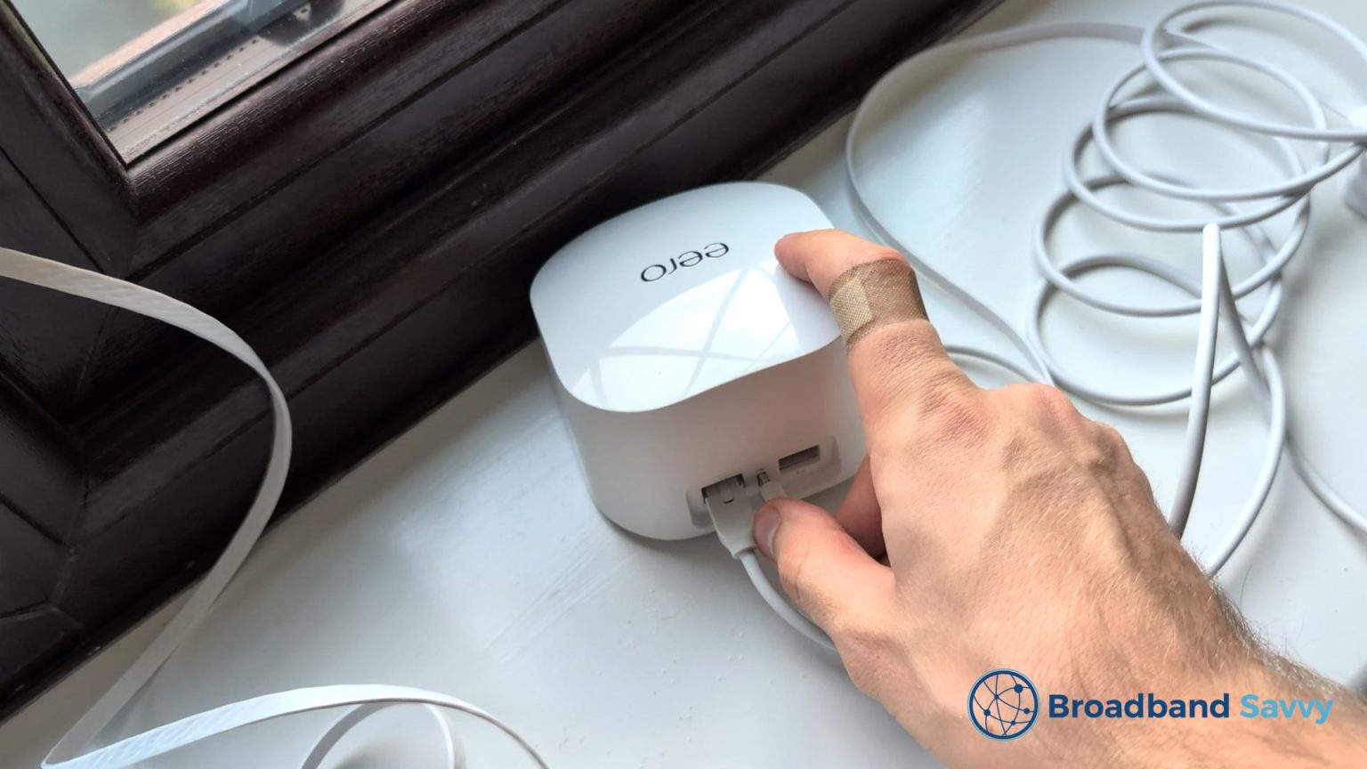 Three 5G Outdoor Hub Review | External 5G Internet Antenna