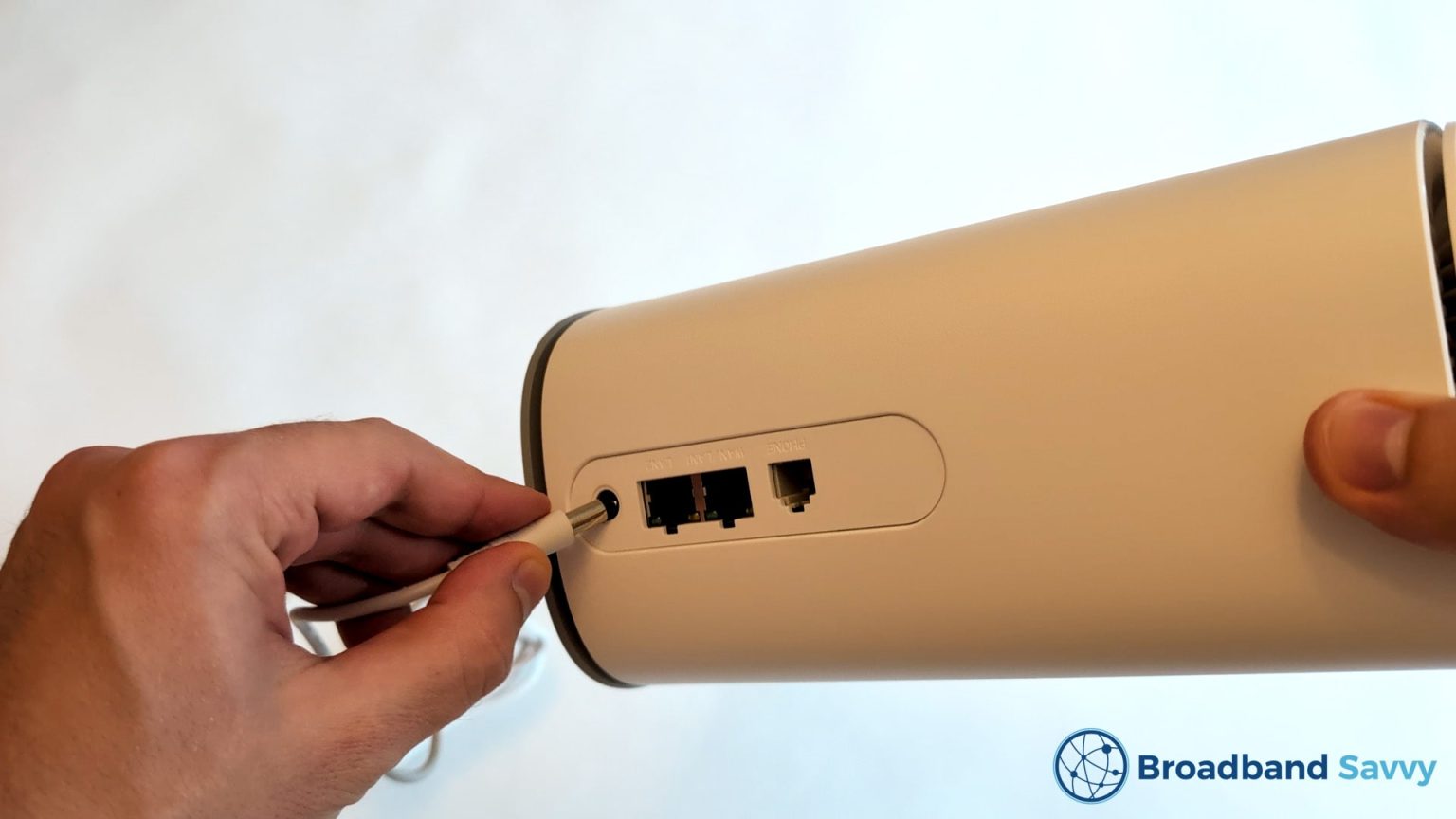 Vodafone GigaCube Review | 4G & 5G Home Broadband Router