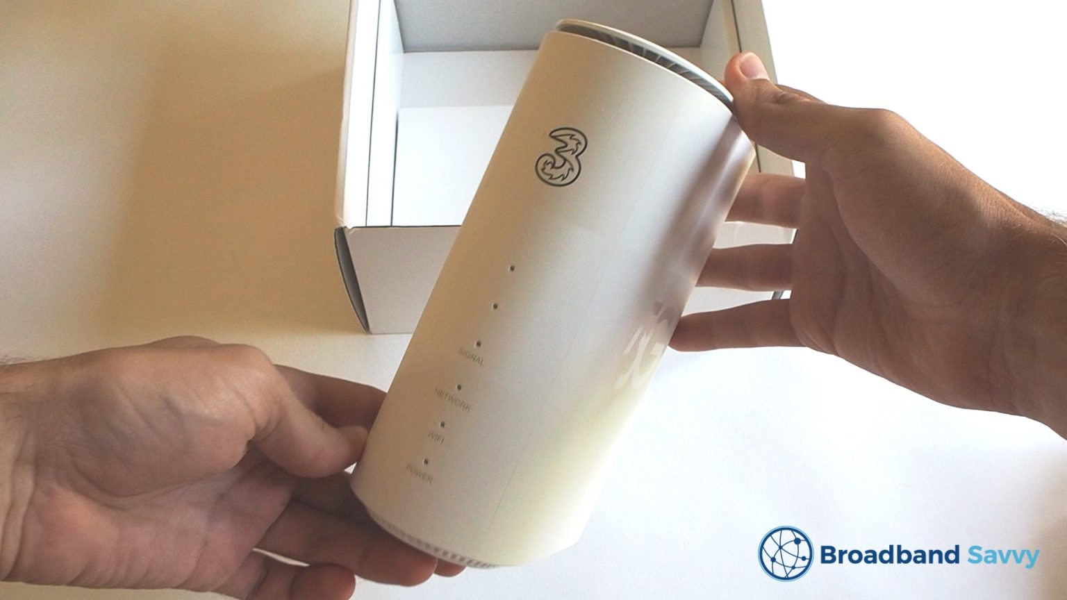 Three 4G MiFi Review | Huawei Mobile WiFi Router | 2025