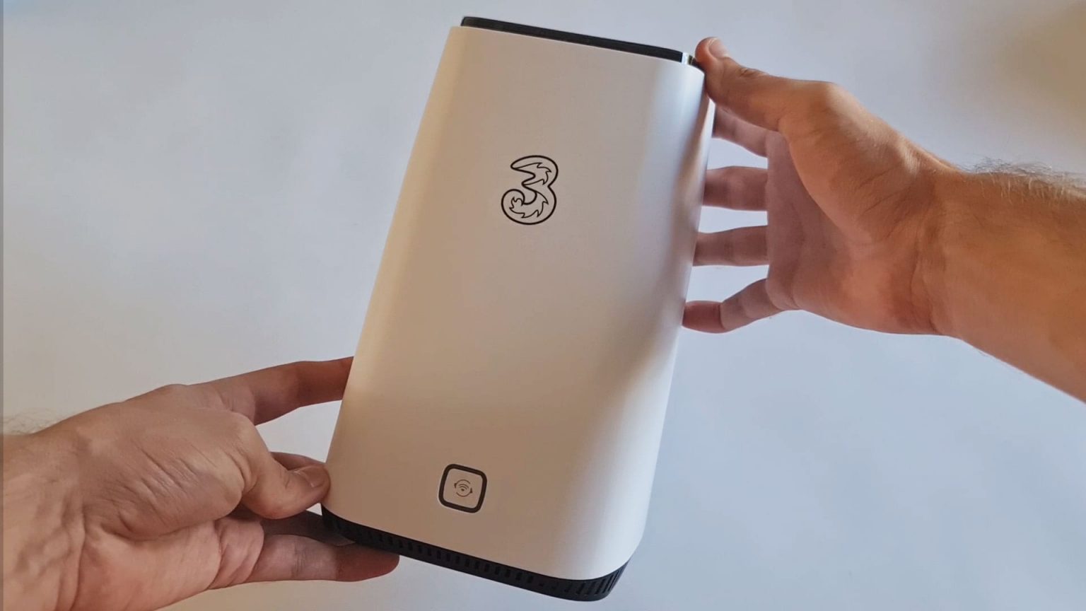 5 Best Portable WiFi Solutions | Mobile Broadband Hotspots