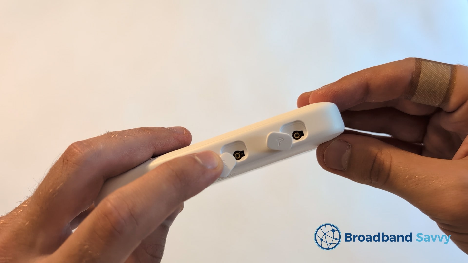 Three 5G MiFi Review | ZTE U50 Mobile Broadband